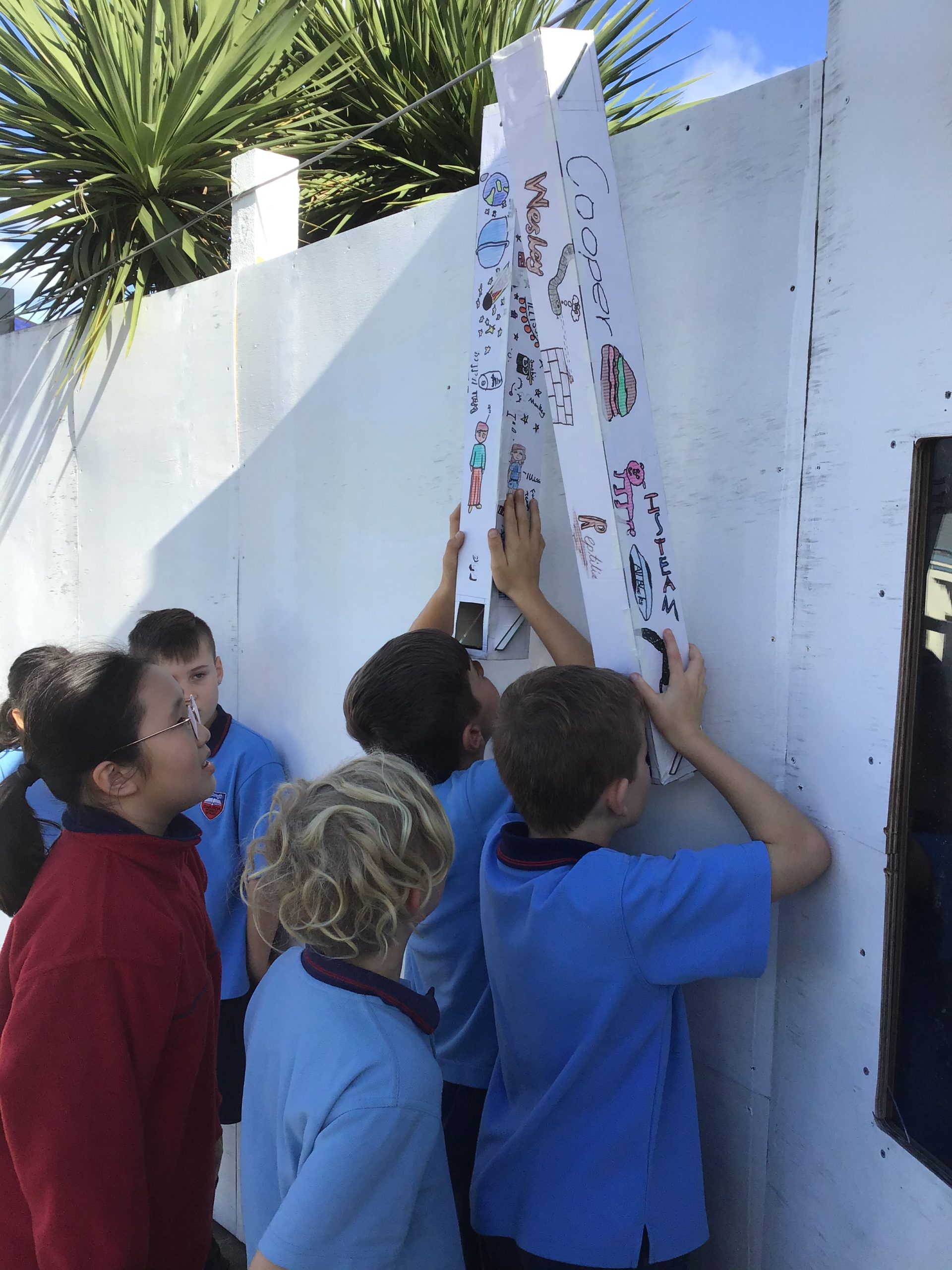 Peeky Periscopes Enthral Owairoa Students - Owairoa Primary School